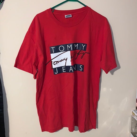 Tommy Hilfiger | Shirts | Tommy Jeans Large Vintage Tshirt Red Shows ...